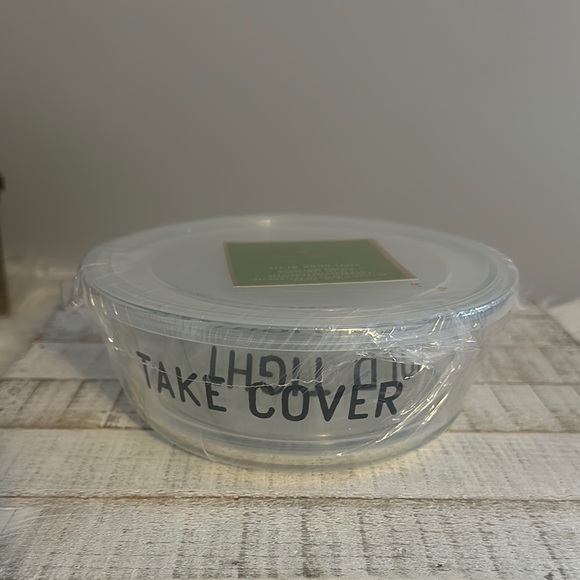 kate spade | Other | Nwt Kate Spade All In Good Taste Glass Round Food ...
